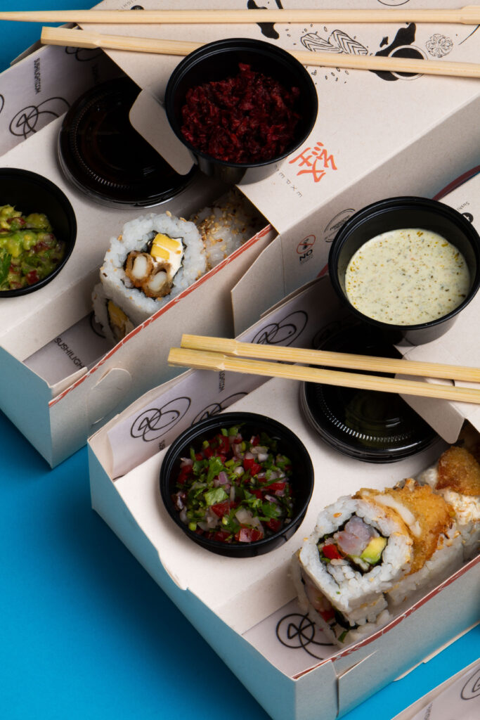 Realiza tus eventos con nosotros- Sushi Light